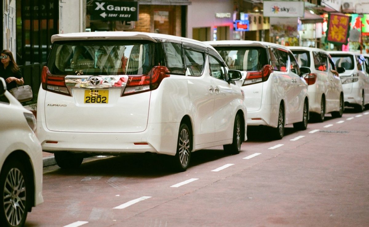 Daftar Mobil Pintu Geser Terbaik di Indonesia - Asuransi Lengkap, Premi ...